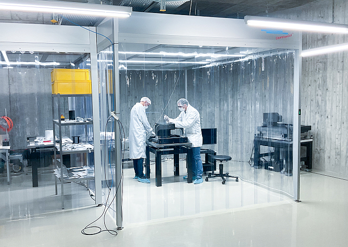 Precision microscopes in ISO 7 cleanroom tents - Use case | ensun
